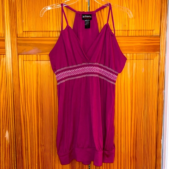 Hot Tempered | Tops | Hot Tempered Embroidered Tank Xl | Poshmark